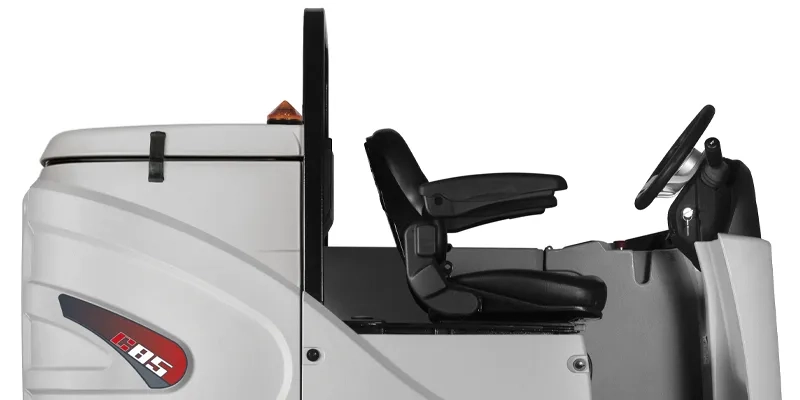 C85 | Ride-on floor scrubbers | Comac SpA